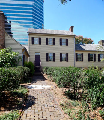 An Afternoon Tour at Blount Mansion - Pender & Peony - A Southern Blog