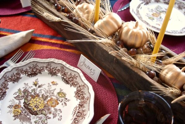 One Rustic Thanksgiving Table: Two Centerpiece Ideas - Pender & Peony ...