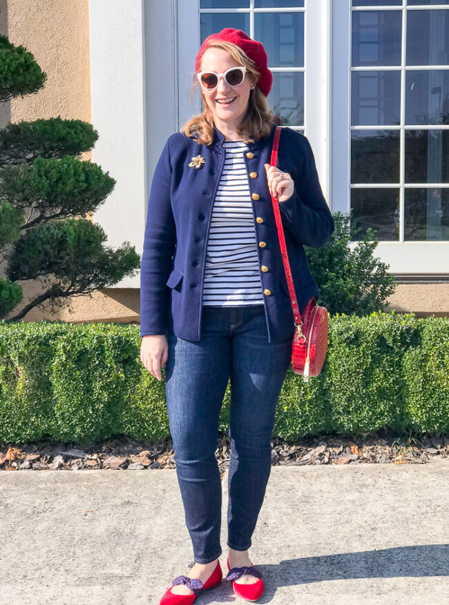Red Loves Navy - Casual Fall Outfit - Pender & Peony - A Southern Blog