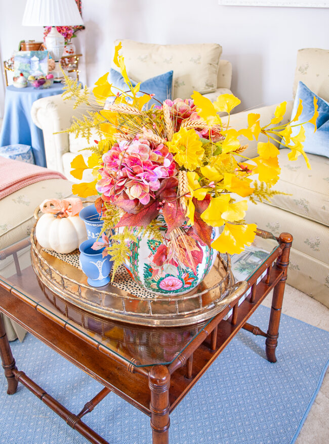 Fall Decor But Make It Vintage – Autumn Home Tour – Pender & Peony – A ...