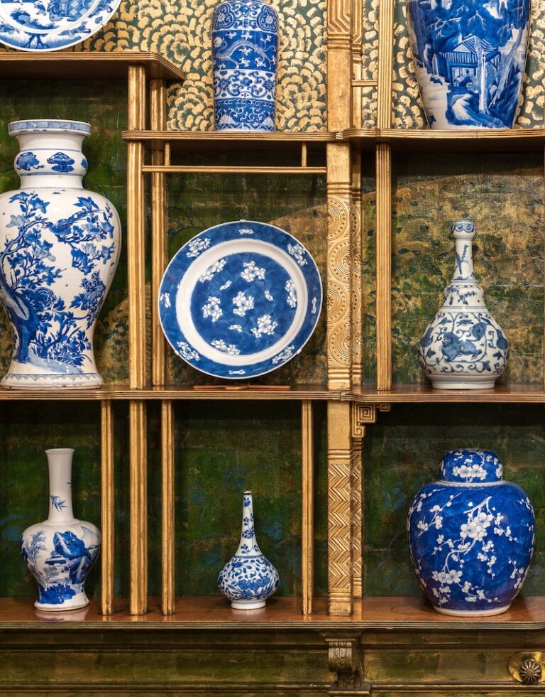 Collector's Notes: Blue and White Chinese Porcelain - Pender & Peony ...