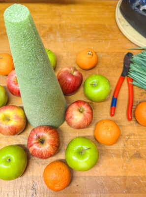 Williamsburg Fruit Topiary DIY – Pender & Peony – A Southern Blog