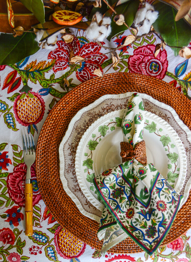 Thanksgiving to Christmas Crossover Table Ideas – Pender & Peony – A Southern Blog